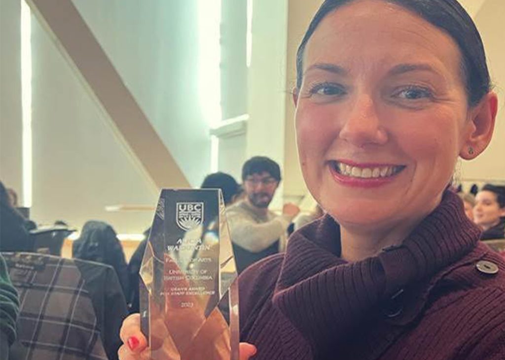 Alicia Warkentin receives 2023 Dean of Arts Award for Staff Excellence ... Alicia Warkentin receives 2023 Dean of Arts Award for Staff Excellence ...